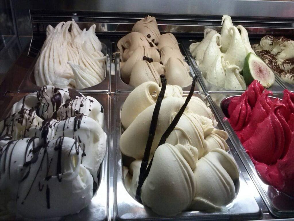 Das Geheimnis des perfekten handwerklichen Gelatos: Qualität, Tradition ...